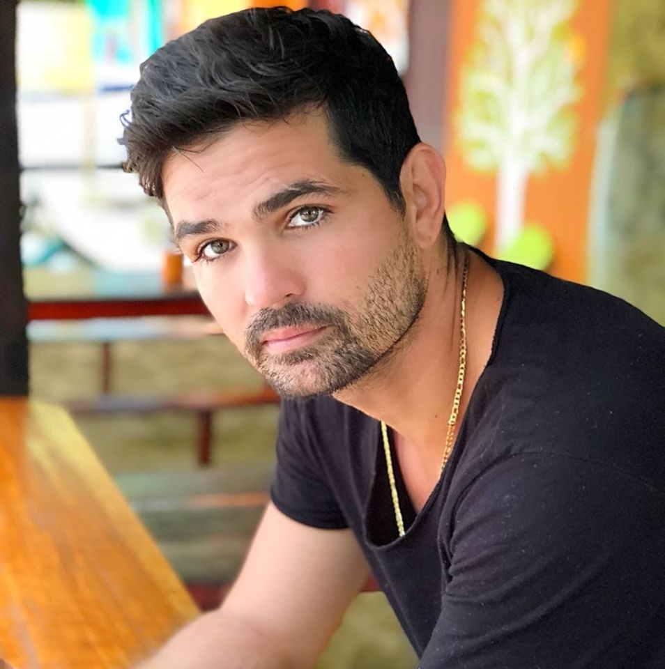 Ferdinando Valencia | Dublapédia | Fandom