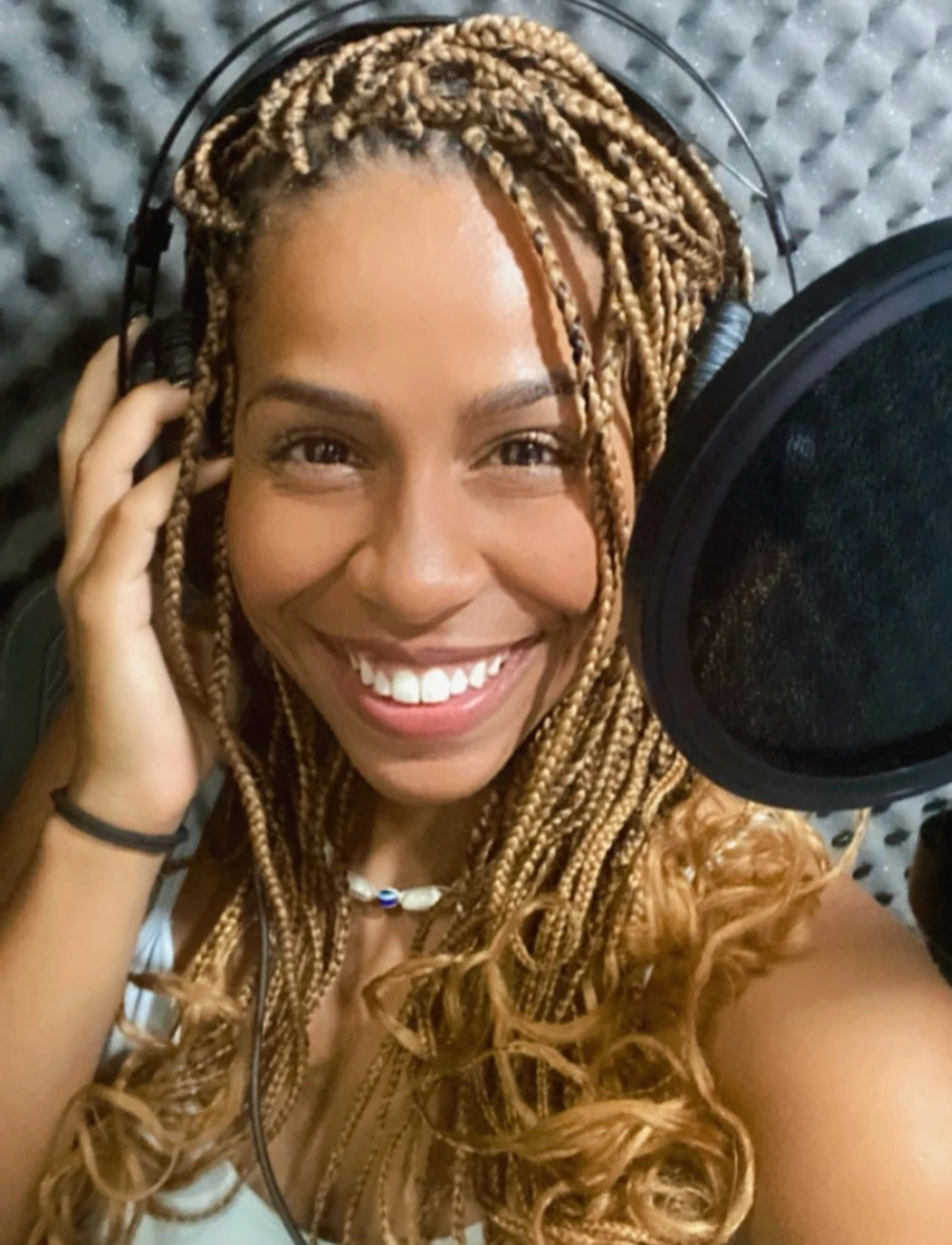 Létika Silva | Dublapédia | Fandom