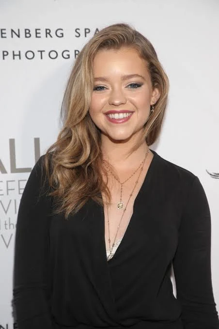 Jade Pettyjohn | Dublapédia | Fandom