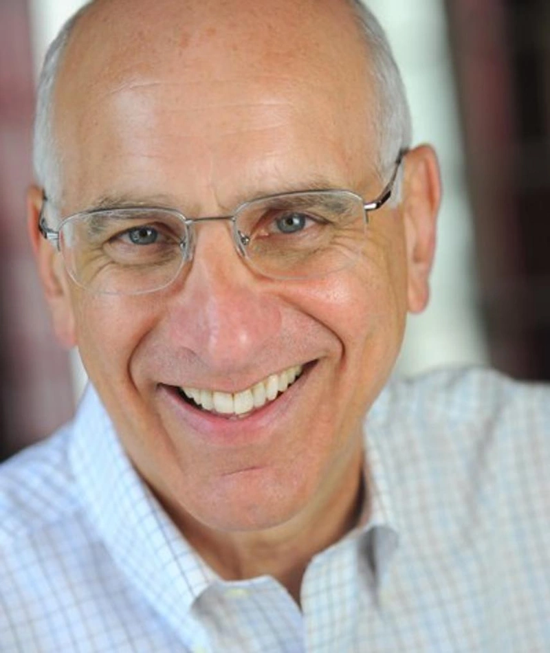 George Wyner | Dublapédia | Fandom