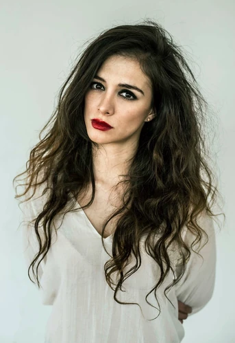 Emma Escalante | Dublapédia | Fandom