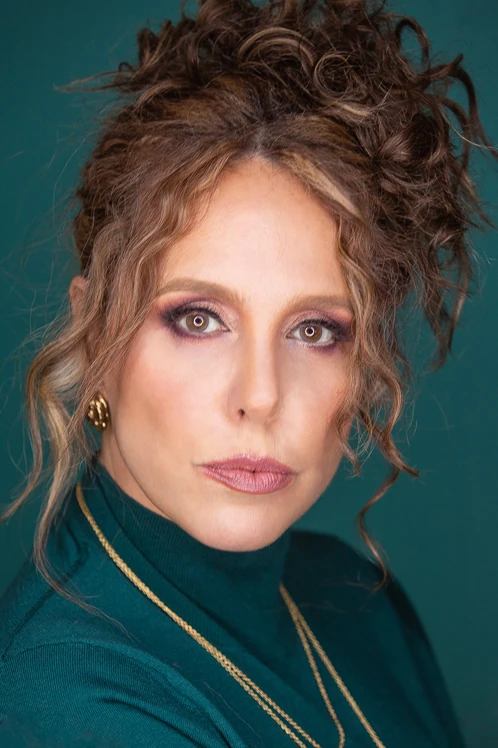 Azela Robinson | Dublapédia | Fandom