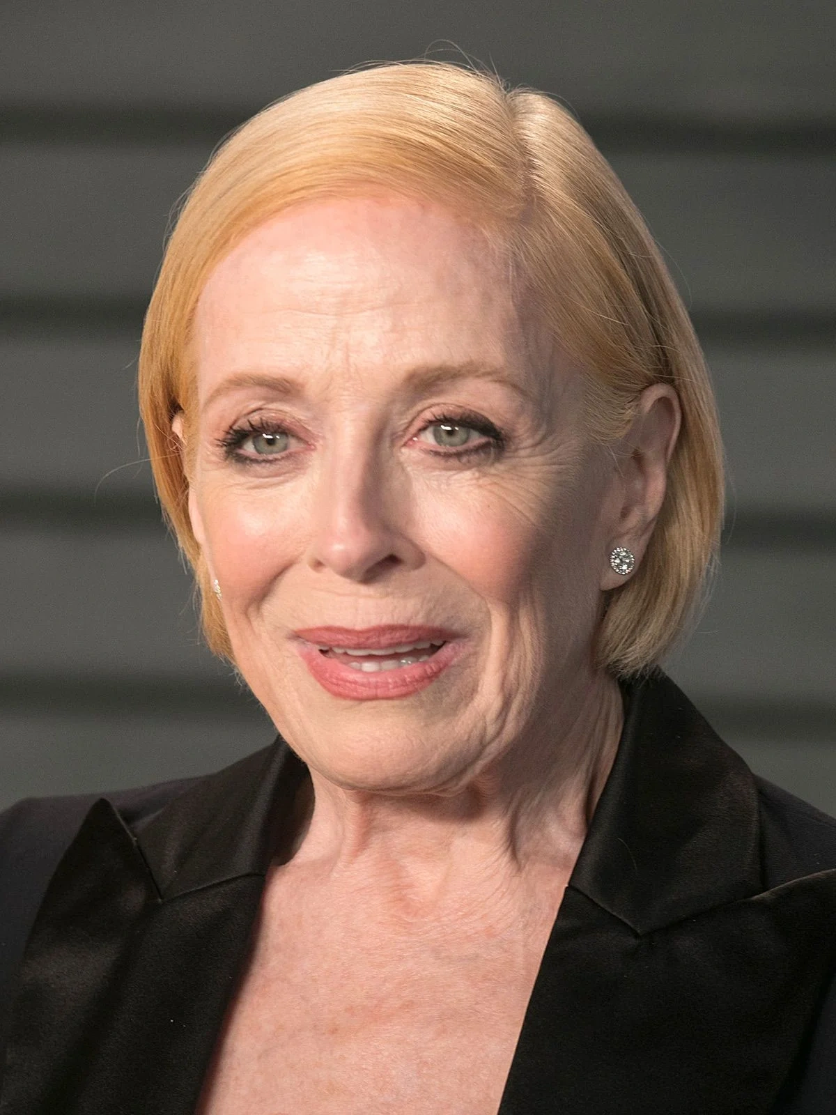 Holland Taylor | Dublapédia | Fandom