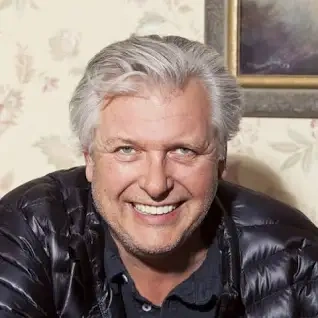 Vyto Ruginis | Dublapédia | Fandom