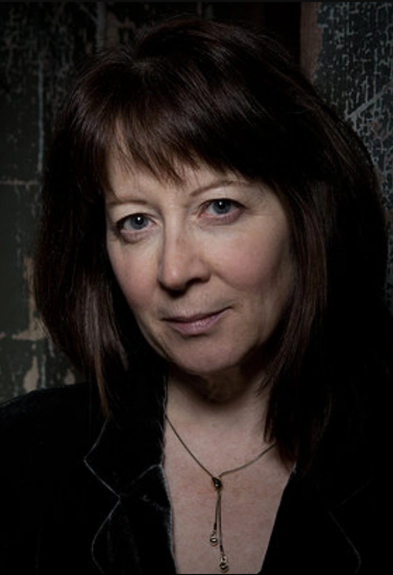 Teresa Gallagher | Dublapédia | Fandom