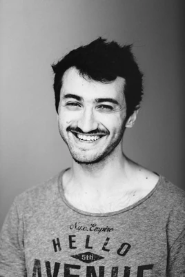 Axel Moustache | Dublaj în limba română Wiki | Fandom