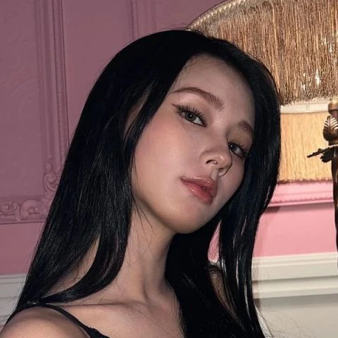 Cameron Saunders | Duelingbook Main Menu Wiki | Fandom