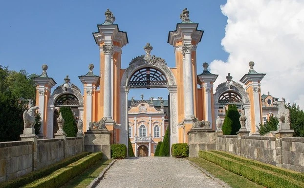 Quidditch Gate | Dumbledore's Army Role-Play Wiki | Fandom