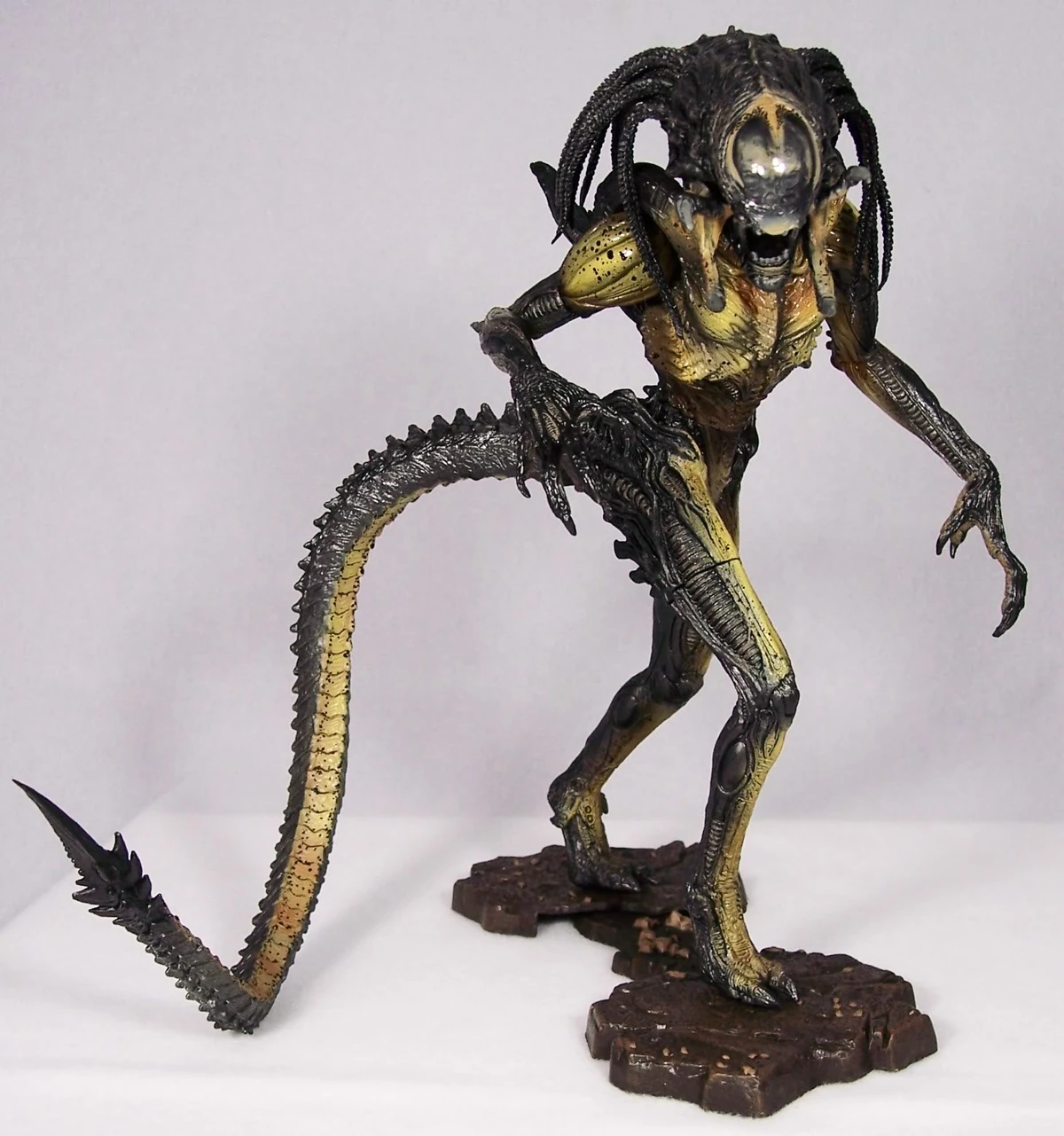 The Lead Predalien | DVAVP Wiki | Fandom