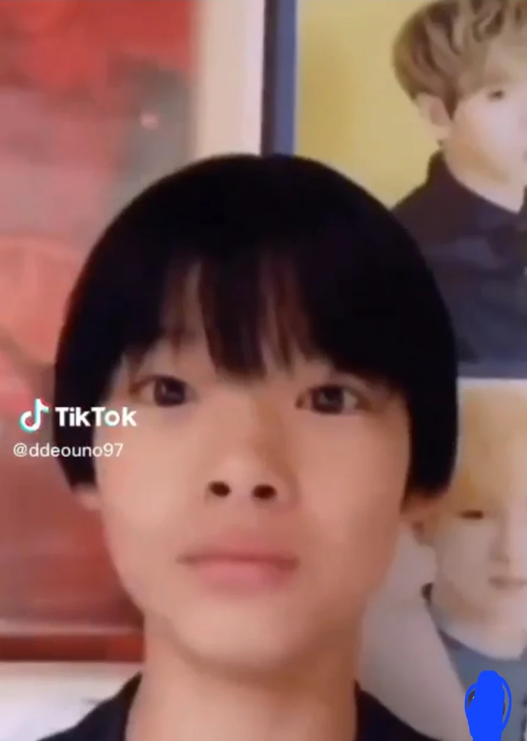 Niki looks so adorable 😍 | Fandom