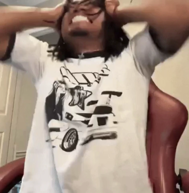 ENOUGH. THIS SUNDAY AND ROBIN IMAHINARY AND PHYDICAL IS MAKING ME TWEAK ...