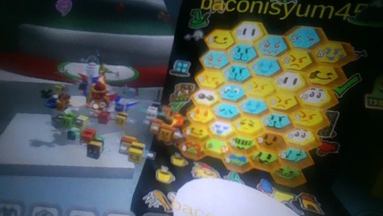 Hello fellow bee keepers! | Fandom