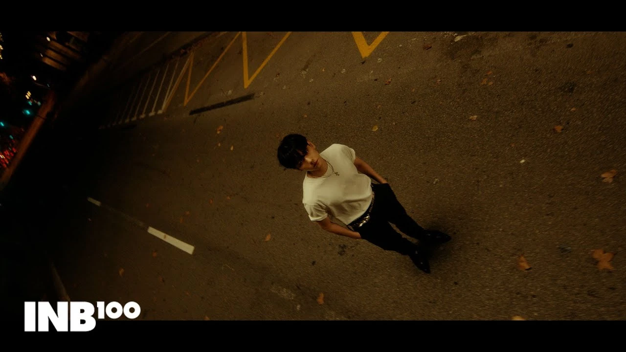 Вышел 1-й тизер клипа на заглавный трек 'Pineapple Slice' из 4-го мини-альбома Бэкхёна Hello ...