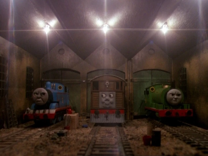 Make a roast battle between Thomas and Percy in the replies | Fandom
