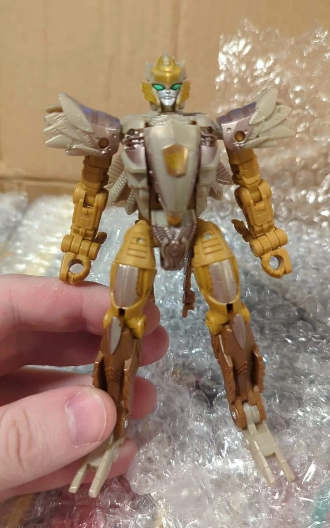 First look at ROTB Deluxe Airazor | Fandom