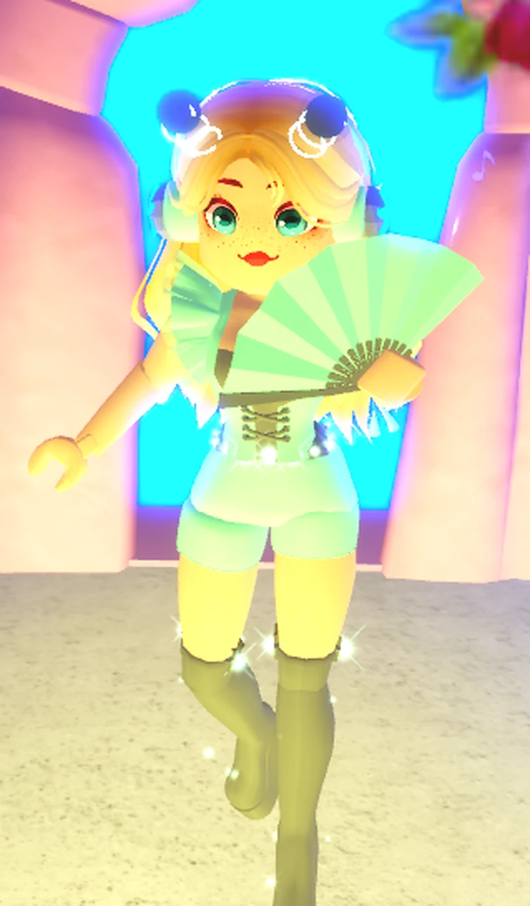 Discuss Everything About Royale High Wiki | Fandom