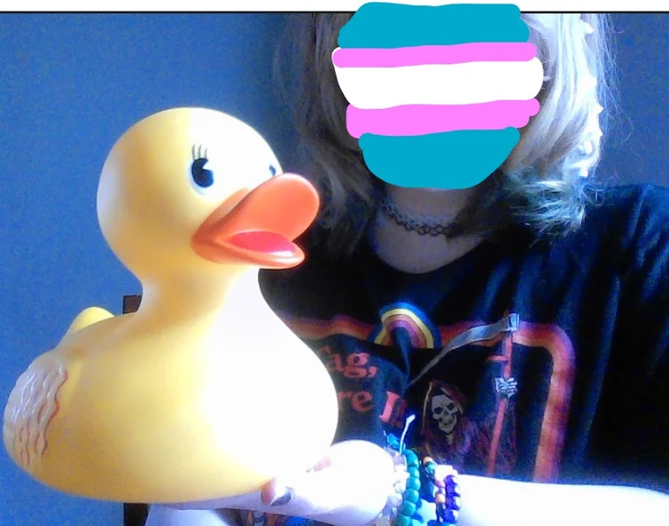 Iz a ten inch ruber duck a good prezent? | Fandom