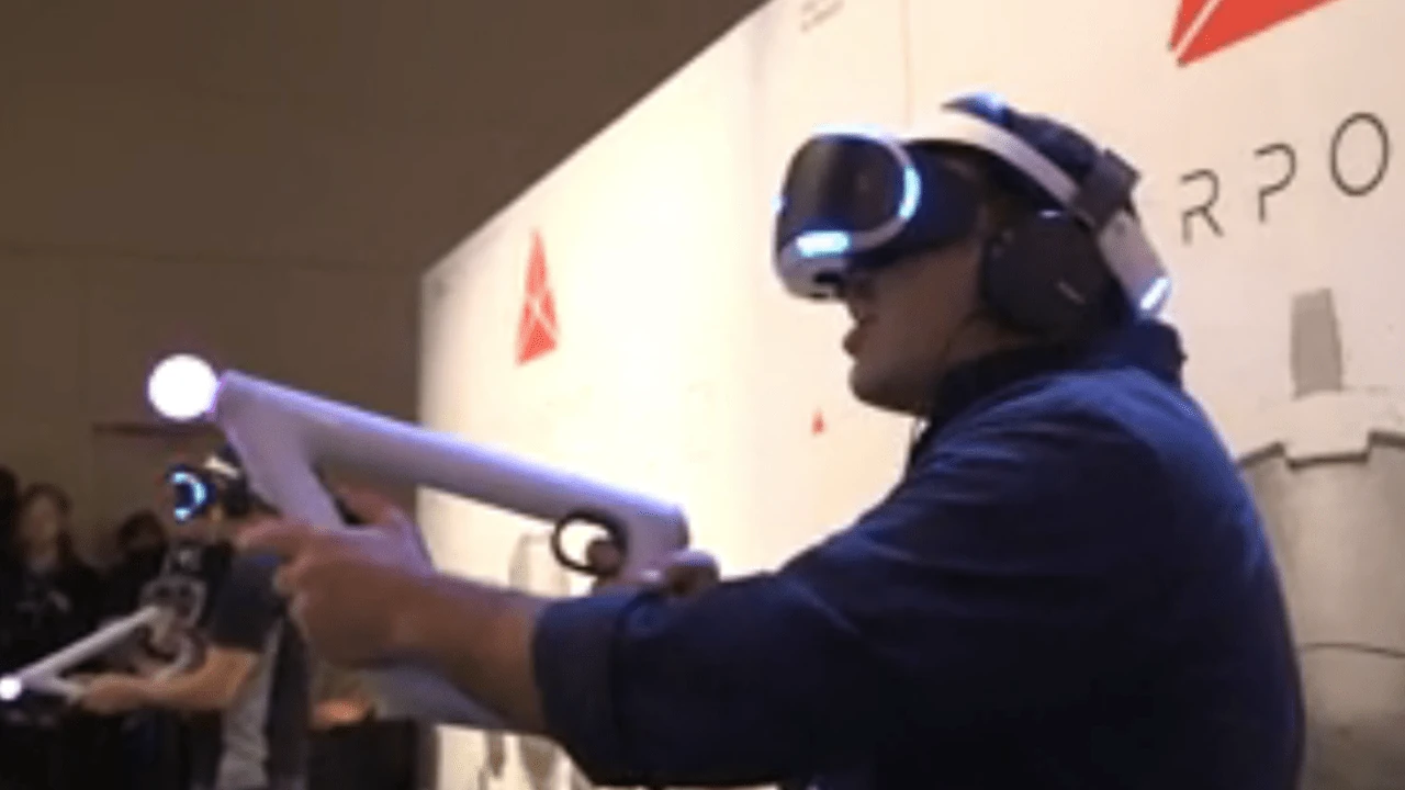 Fan on the Street: VR Explained | Fandom