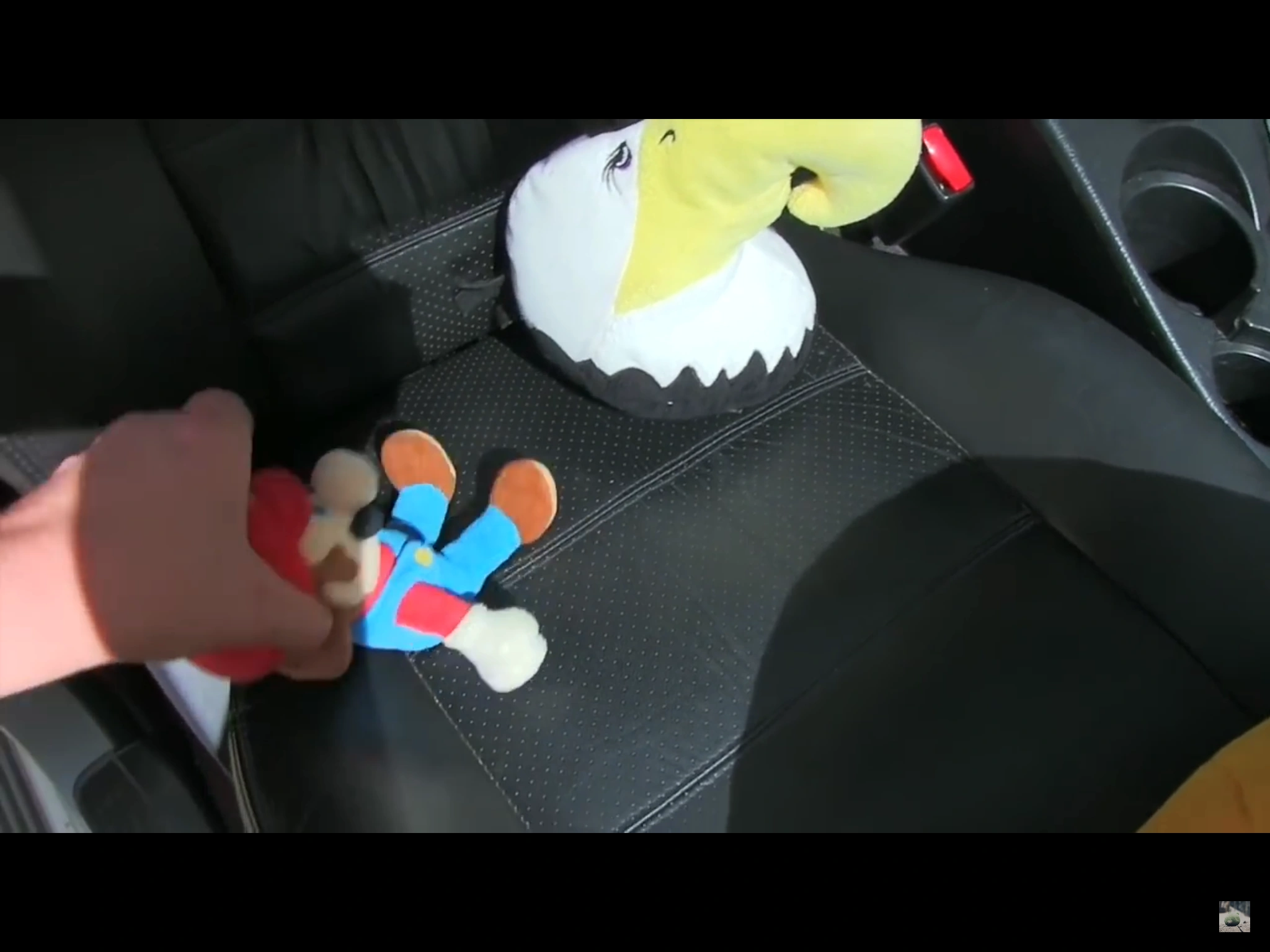 Apparently A Angry Birds Plush Youtuber Owns A Mighty Eagle Plush That ...