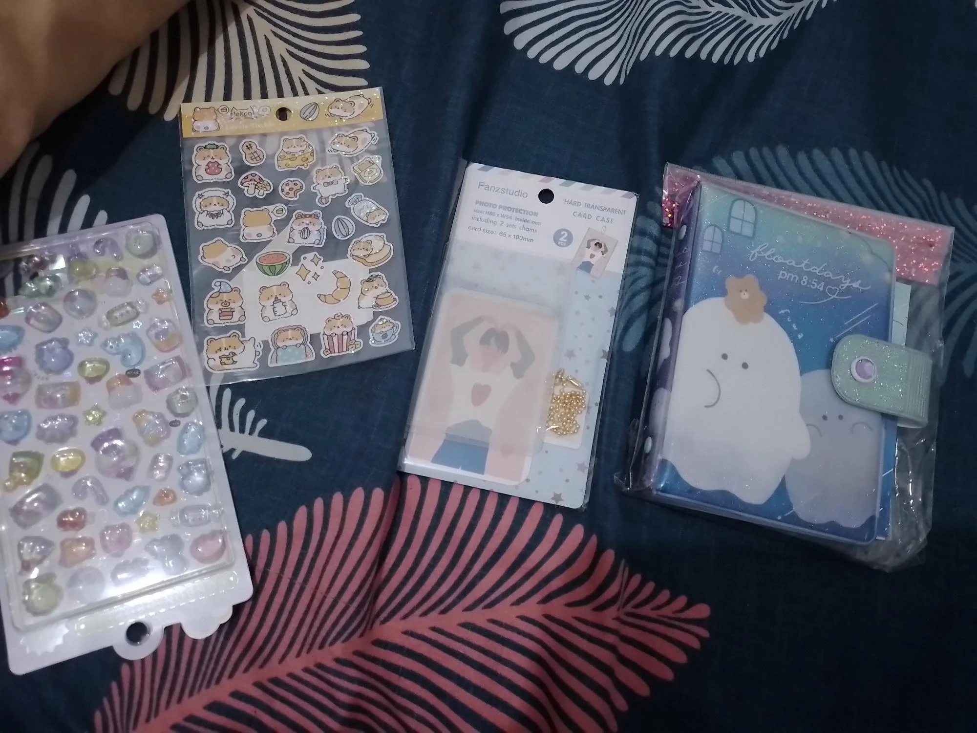 Shopping haul :3 + my mom buy me ingredients for pancakes!! | Fandom