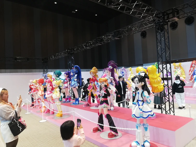 【All Pretty Cure Exhibition Yokohama】Life-size mannequins of PreCure ...