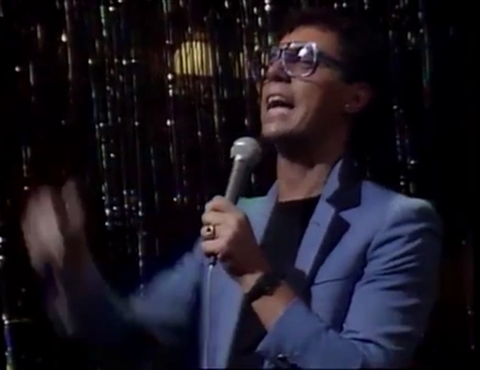 Singer (7 November 1985) | EastEnders Wiki | Fandom