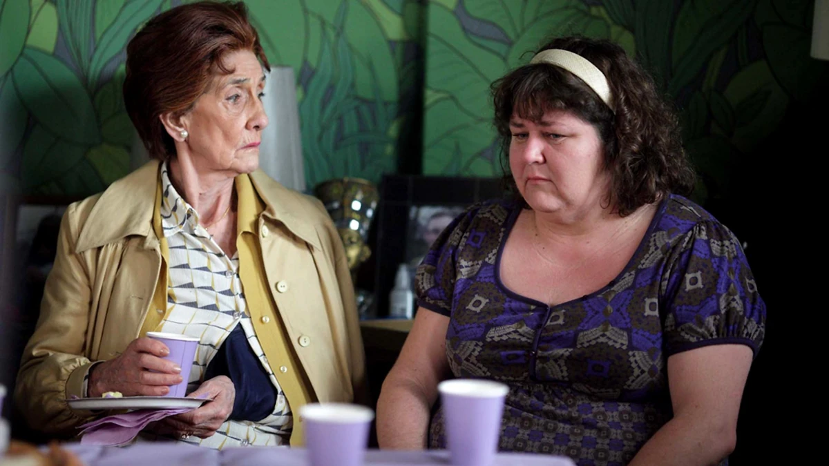 Episode 4209 (10 May 2011) | EastEnders Wiki | Fandom