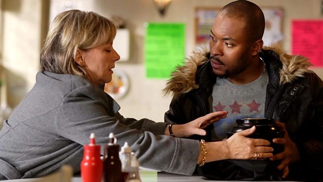 Episode 4105 (15 November 2010) | EastEnders Wiki | Fandom