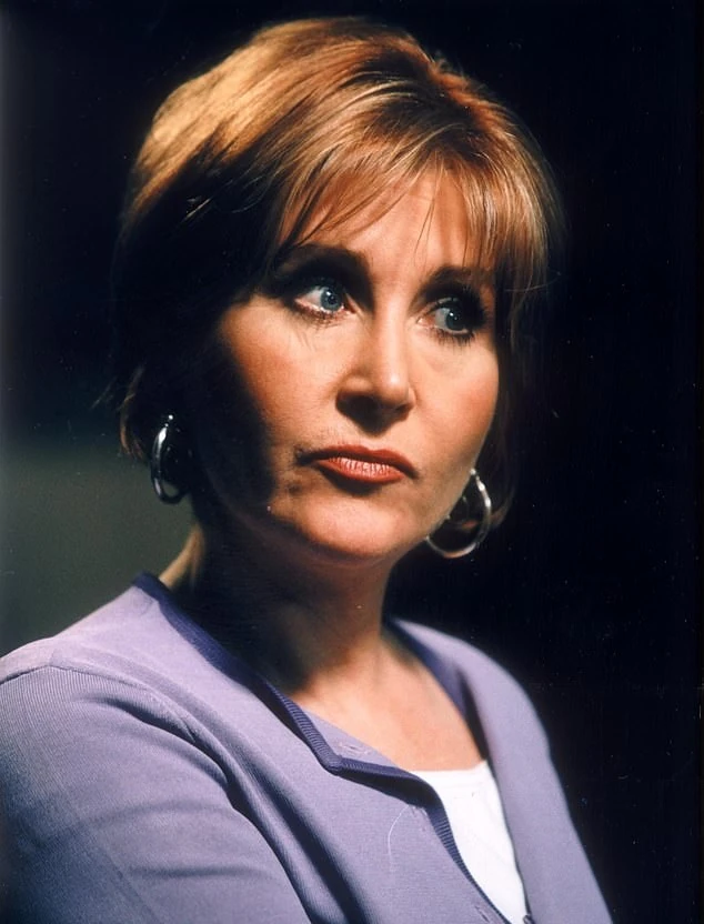 Louise Raymond | EastEnders Wiki | Fandom