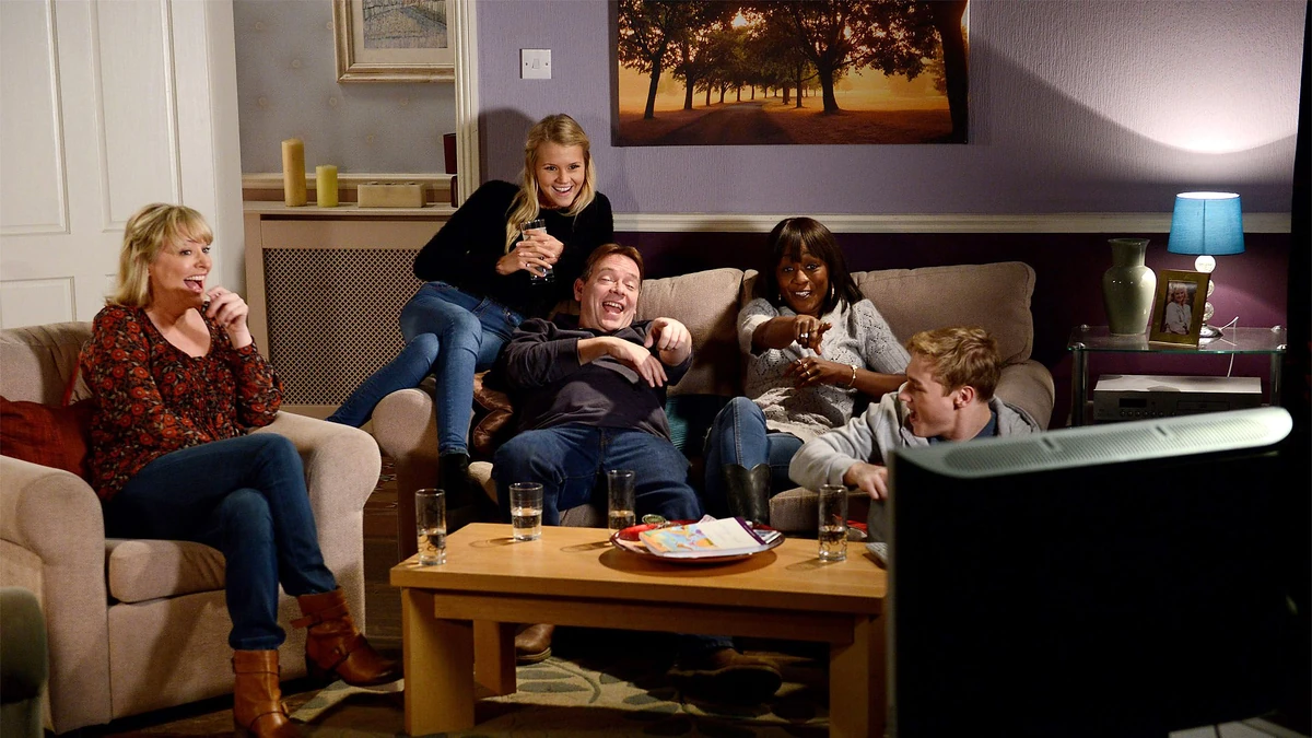 Episode 4807-4808 (20 February 2014) | EastEnders Wiki | Fandom