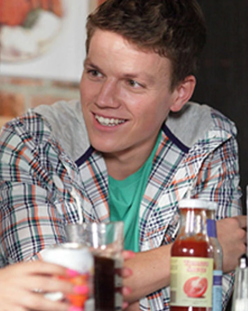 Lee (2011) | EastEnders Wiki | Fandom