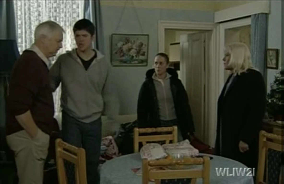 Episode 2429 (16 December 2002) | EastEnders Wiki | Fandom