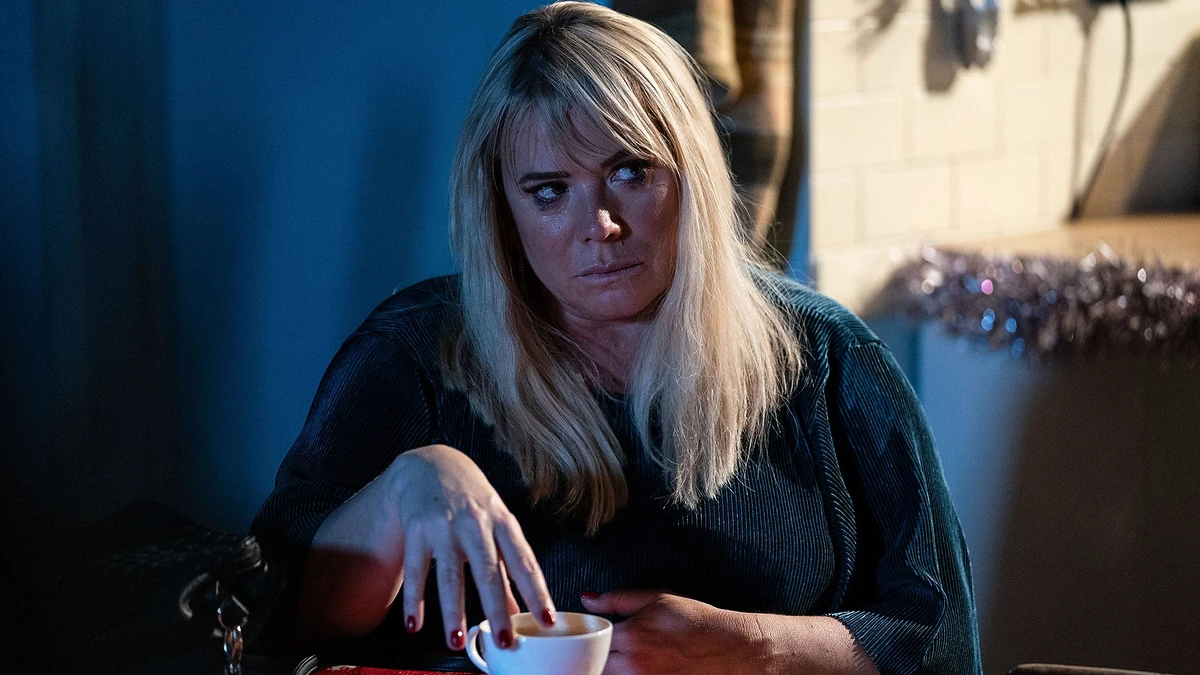 Episode 6053-6054 (1 January 2020) | EastEnders Wiki | Fandom