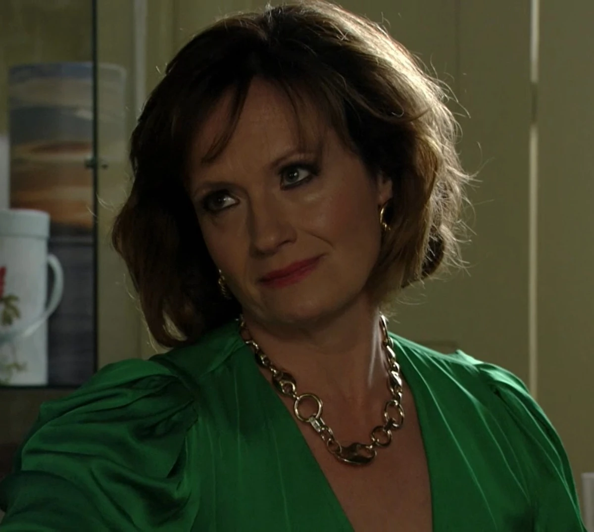 Viv Bates | EastEnders Wiki | Fandom