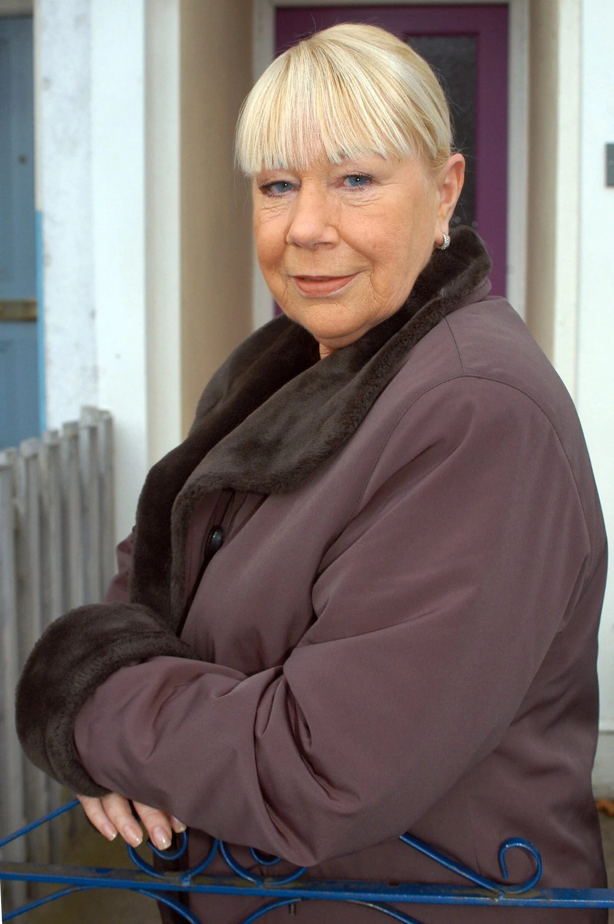 Mo Harris - Gallery | EastEnders Wiki | Fandom
