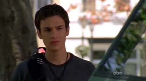 Gus | Wiki Eastwick | Fandom