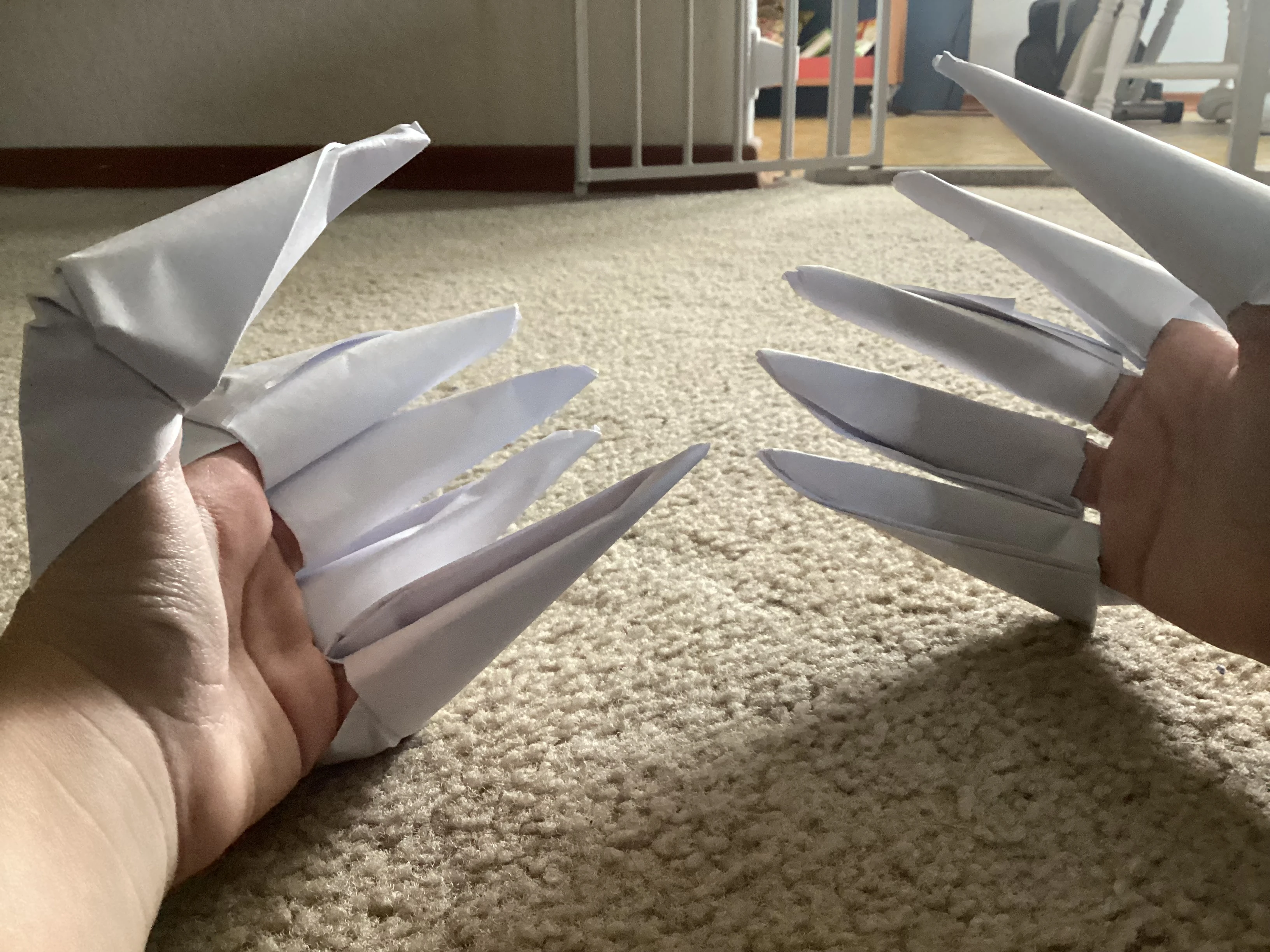 Okay I got matching claws now. | Fandom