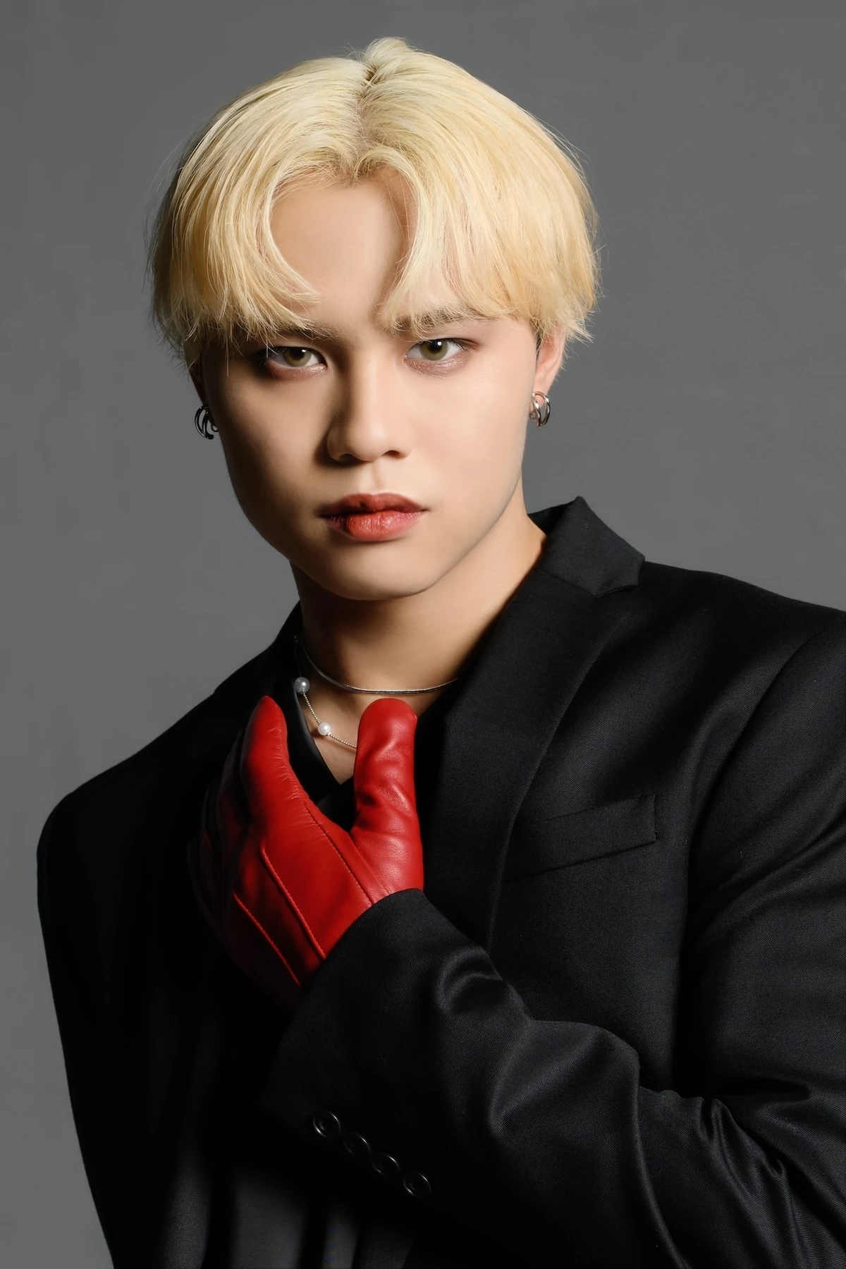 SHOW | EBiDAN Wiki | Fandom