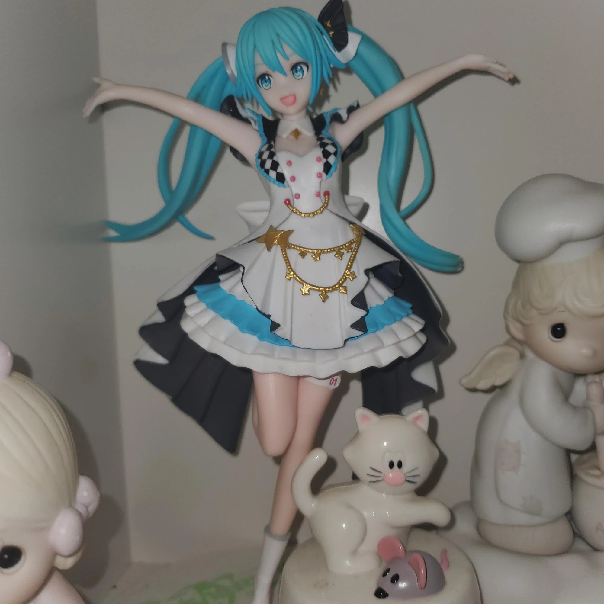 assigning things in my room to pjsk characters with 0 explanation (prt ...