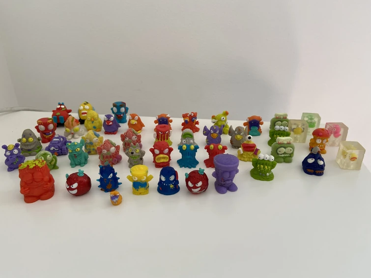 How much are 170 trash packs worth from season 1,2 and 3? Also have 2 ...