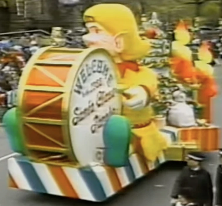 Here's a collage of every float from the 1988 Santa Claus Parade! | Fandom