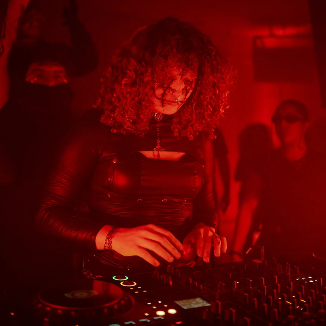 DJGOTHQUEEN | EDM Wiki | Fandom