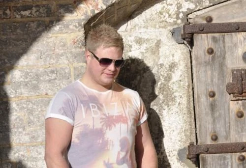 Dan Thompson | EDM Wiki | Fandom