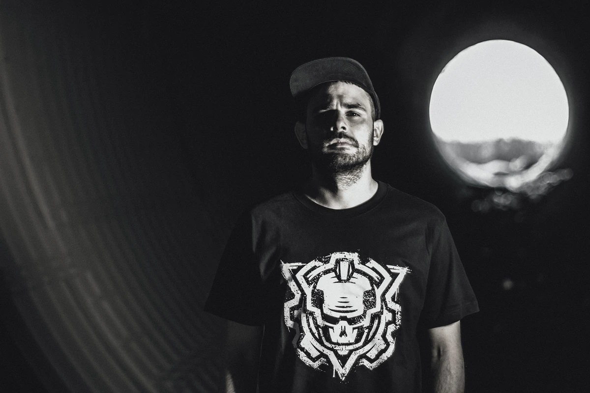 eDUB | EDM Wiki | Fandom