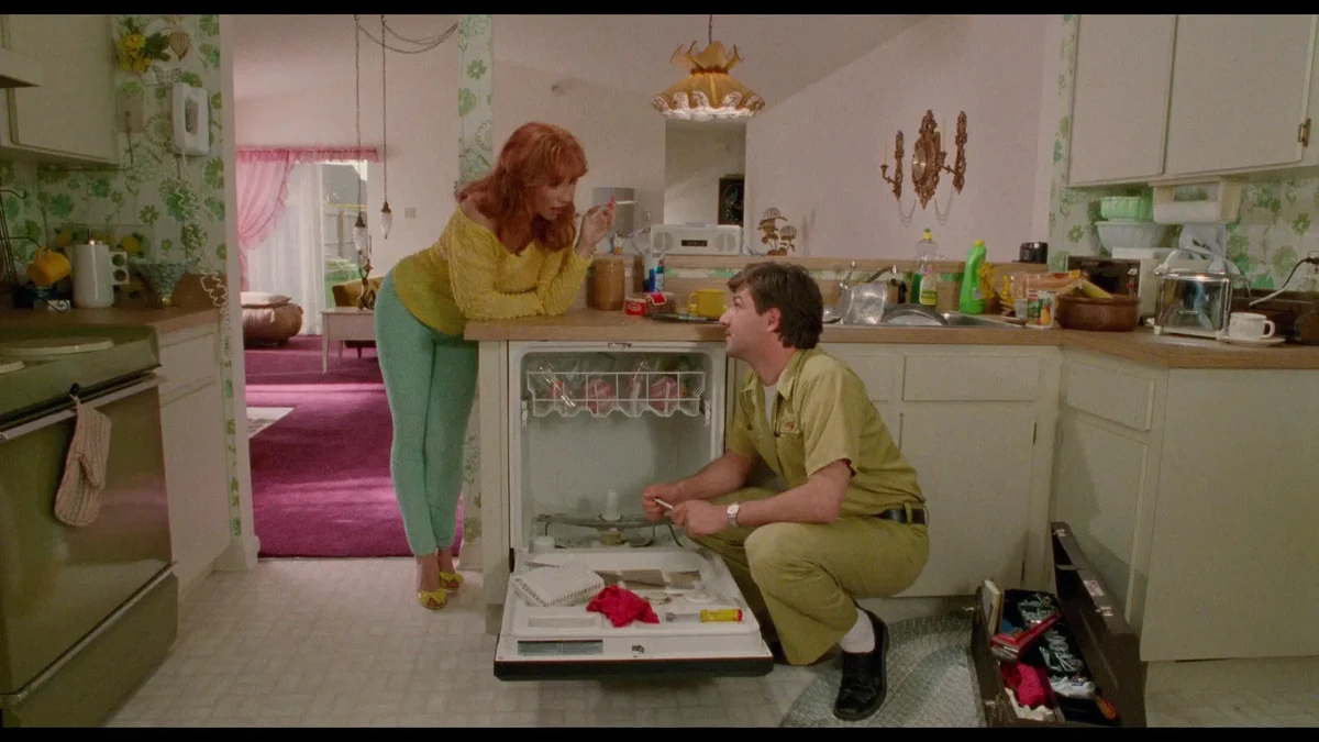 Joyce | Edward Scissorhands Wiki | Fandom