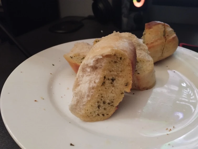 I hate everything | Fandom