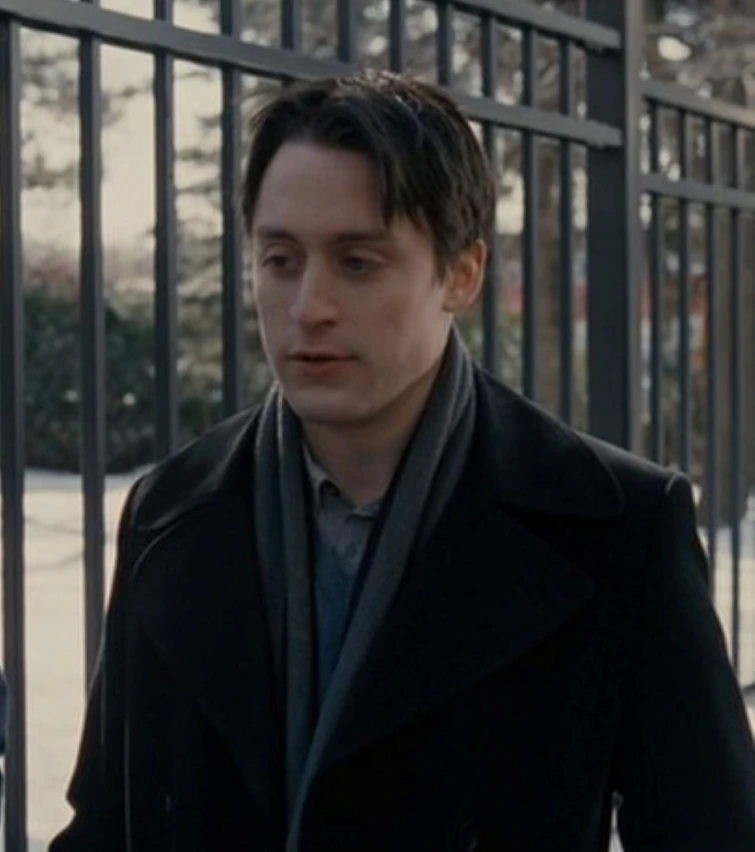 Ima do some practice sketches, drop characters in the comments for me ...