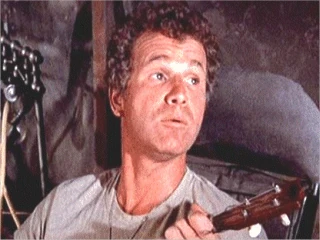 MASH:Trapper McIntyre | Eine Schrecklich Nette Familie Wiki | Fandom