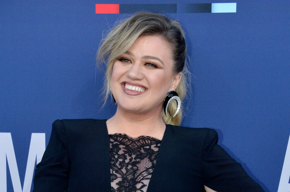 Kelly Clarkson | Elemental Wiki | Fandom