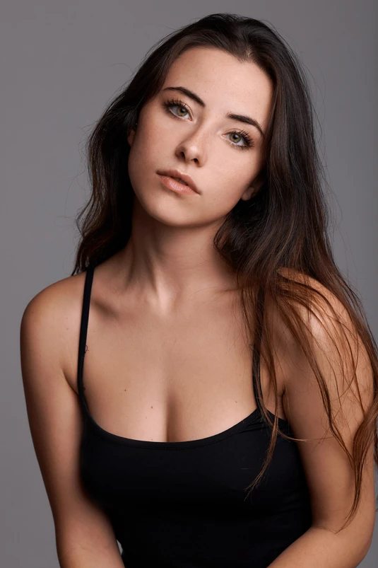 Ane Rot | Elite Wiki | Fandom